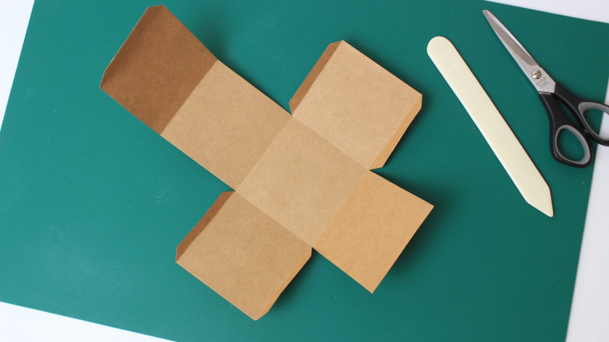 Kleine Geschenkbox Basteln